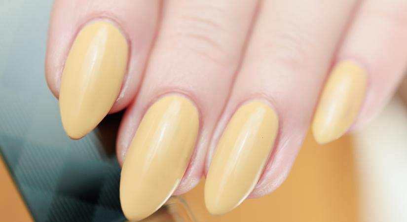 A Butter Nails a legnépszerűbb manikűrtrend, mindenki ilyet akar ...